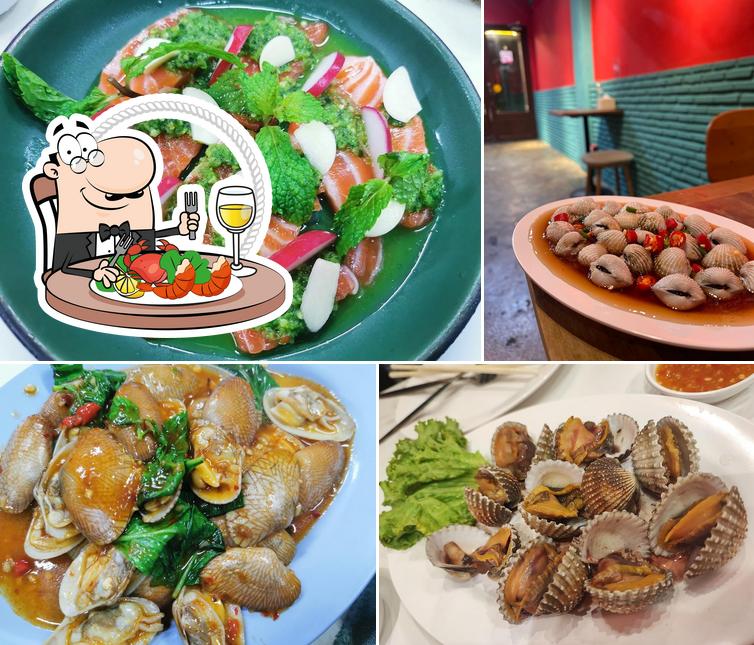 เม้งปูดอง ทองหล่อ Meng Pu Dong Thonglor (ร้านข้าวต้มรอบดึกสาขา 2) restaurant, Bangkok ...