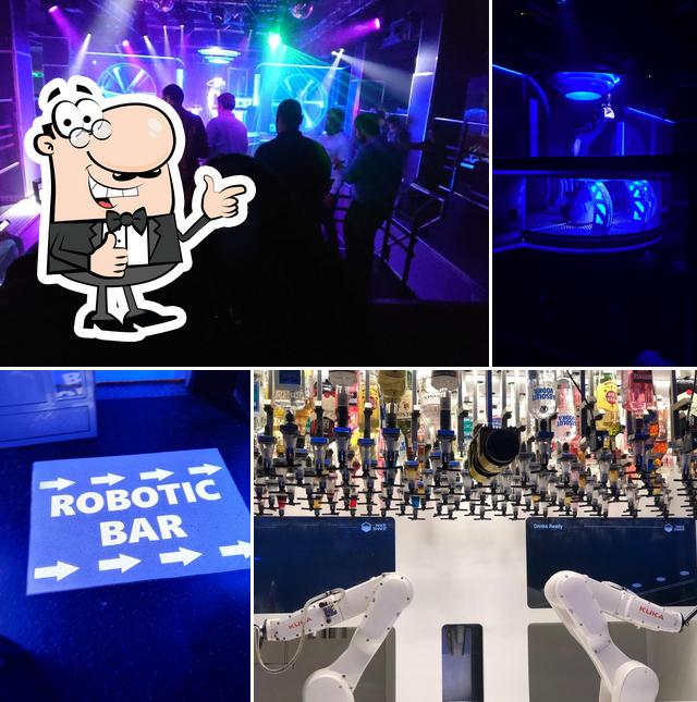 Robotic Bar, Prague - Restaurant reviews