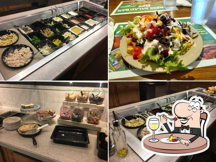 Hoss's Steak & Sea House, Chambersburg - Restaurant menu, prices and ...
