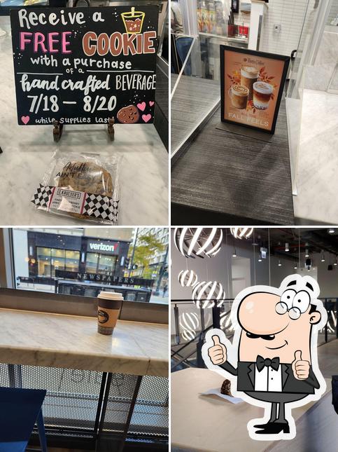 Capital One Café, 100 S State St in Chicago - Restaurant reviews