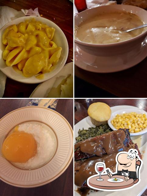Cottage Inn, Louisville - Restaurant menu, prices and reviews