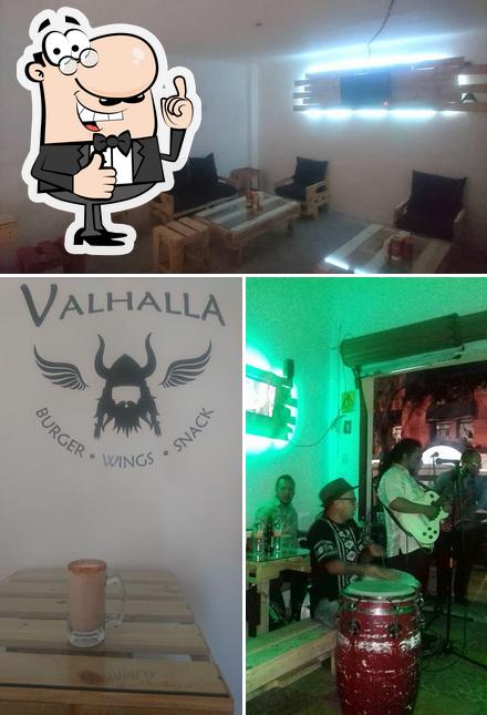 Valhalla, Burger Wings Snack pub & bar, Ciudad Nezahualcóyotl ...