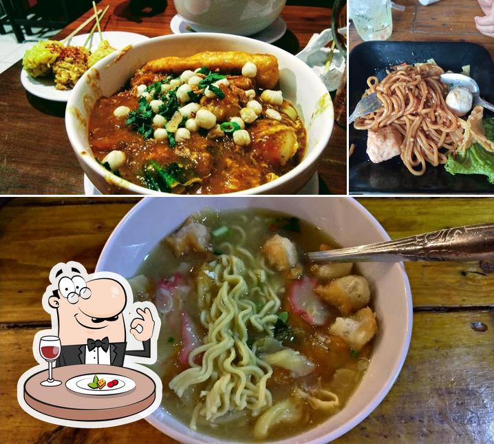 Seblak Juara Cabang Wedoro restaurant, Betro - Restaurant reviews