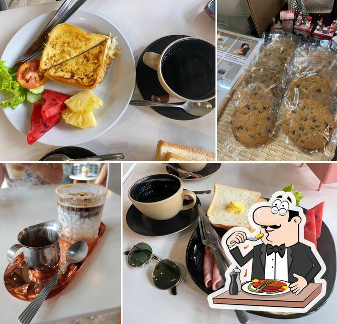 Why?caffeine cafe, Bangkok - Restaurant reviews