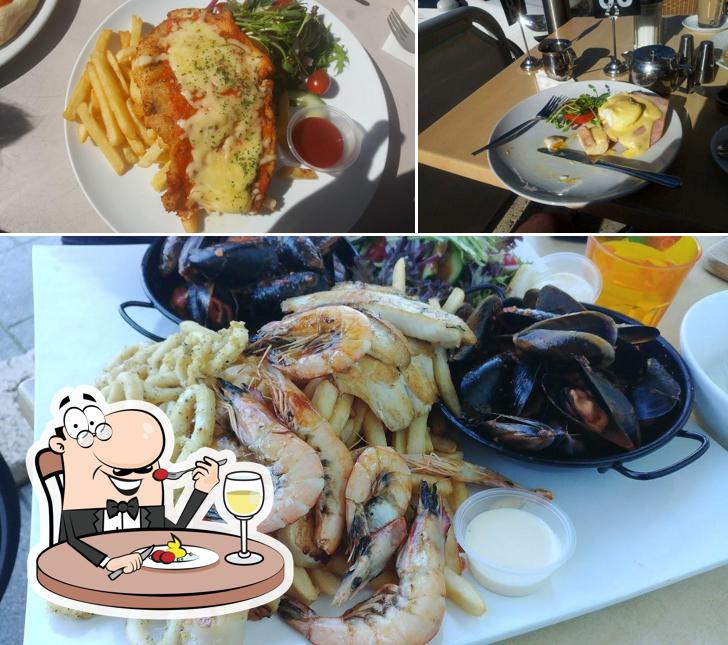 Zephyr Cafe, East Fremantle - Restaurant menu, prices and reviews