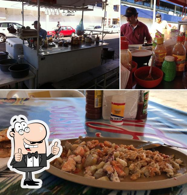 Mariscos Luis restaurant, Mazatlán, C. Albatros 604-608 - Restaurant ...