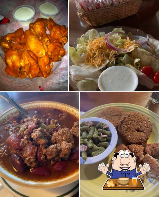 The Pine Room in Saint Charles - Restaurant menu and reviews