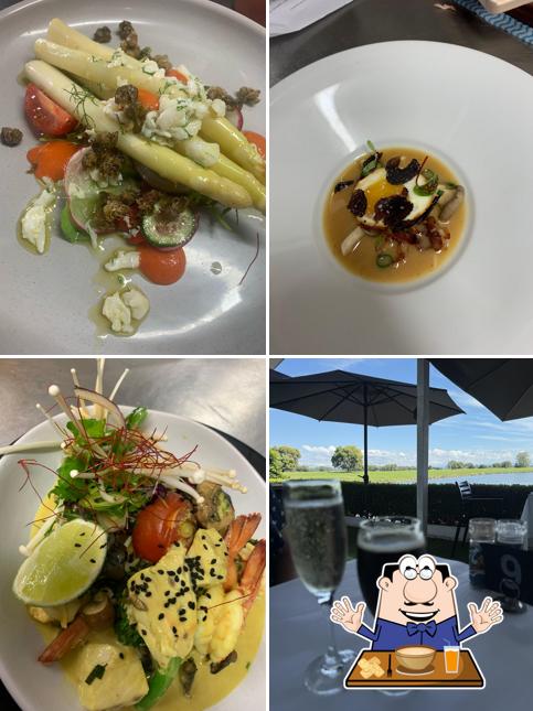 Lloydies at Gladstone, Gladstone - Restaurant menu, prices and reviews