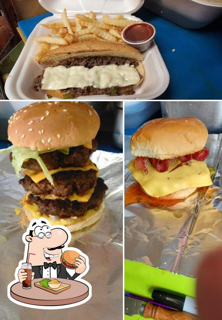 Tiny Burger, 3785 E Railroad Ave in Soperton - Restaurant menu and reviews