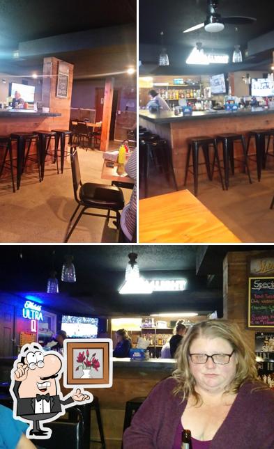 Wackos in Knoxville - Restaurant menu and reviews