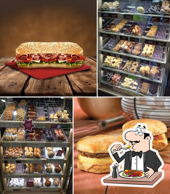 Tim Hortons, 700 Atwater Ave in Montreal - Restaurant menu and reviews