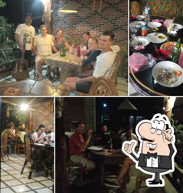 Alyssa Restaurant, Tuktuk Siadong, Jalan Lkr Tuktuk - Carta del ...