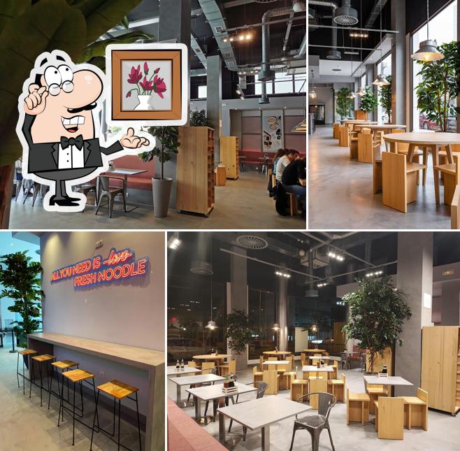 Fresh Noodle Factory, C. de Santa Leonor, 61 in Madrid - Restaurant ...