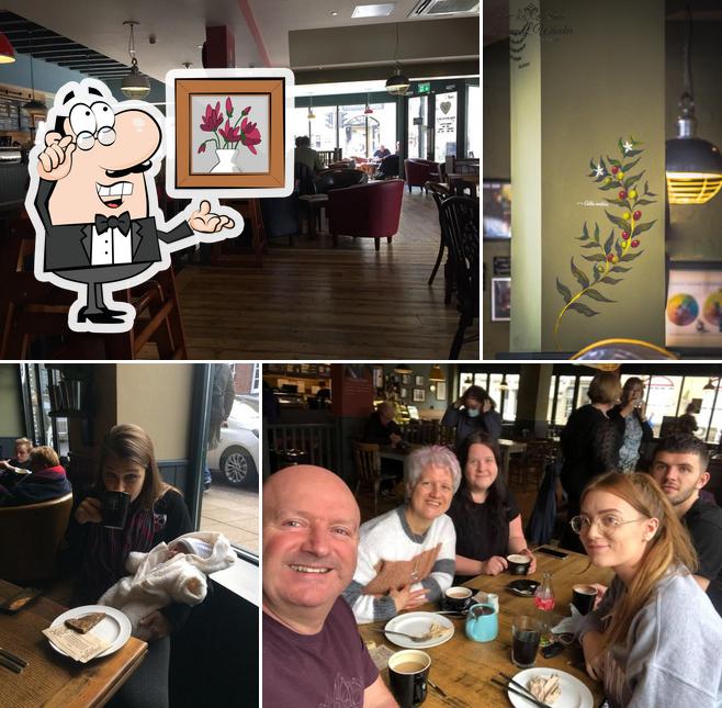 Coffee#1 Warwick in Warwick - Restaurant menu and reviews
