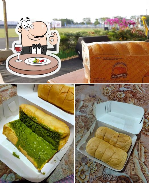 ROTI GEMBONG KOTA RAJA - KILO 3, Balikpapan - Restaurant reviews