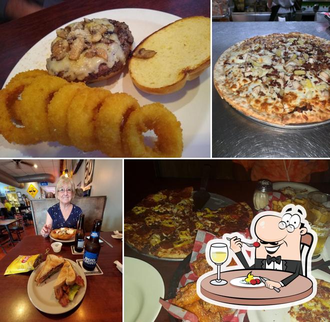 By Golly's Bar & Grill in Milford - Restaurant menu and reviews