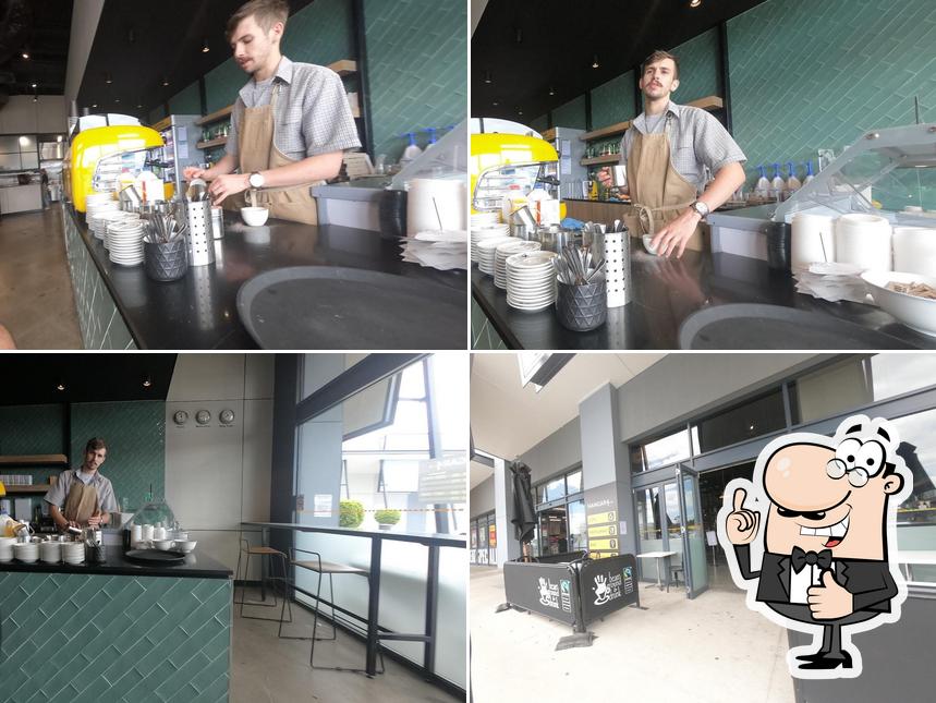 Hangar 4 Cafe, Moorabbin Airport - Restaurant menu, prices and reviews