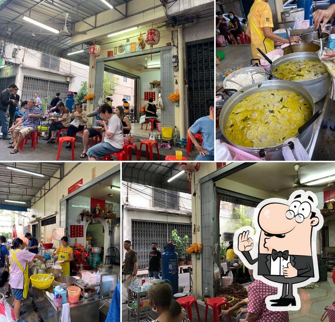 Jek Pui Curry, Bangkok - Restaurant menu, prices and reviews