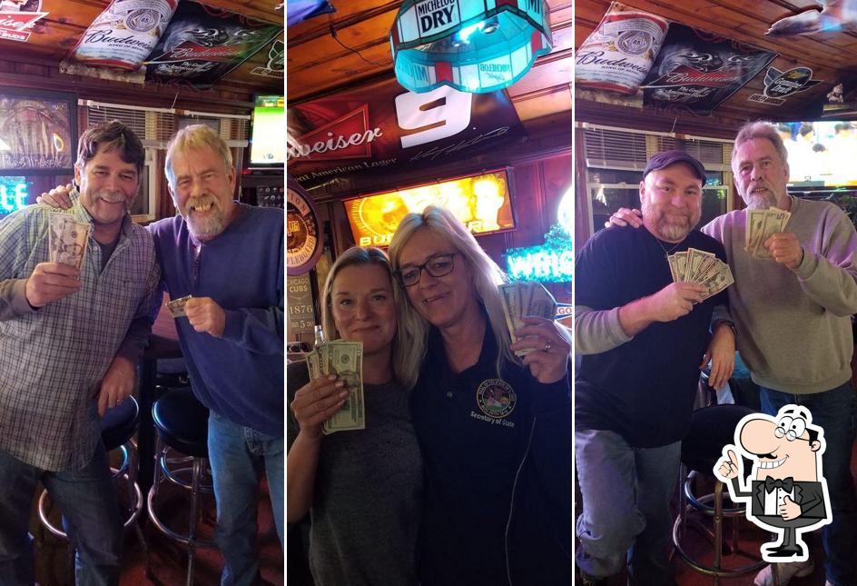 Crazy Dog Saloon in Cantrall - Restaurant menu and reviews