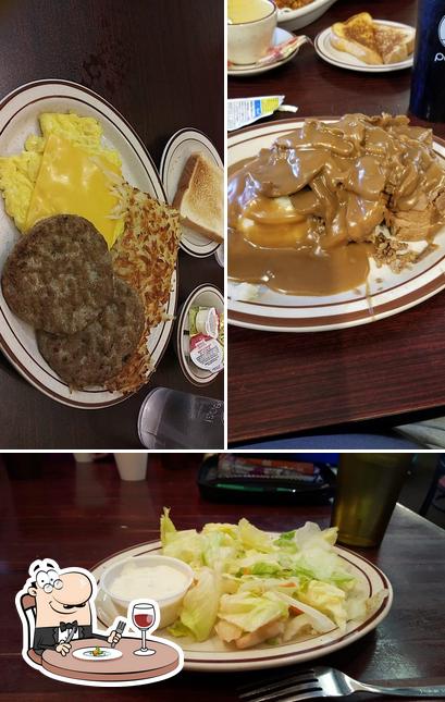 Sunshine Family Restaurant West, Dubuque - Restaurant menu, prices and ...