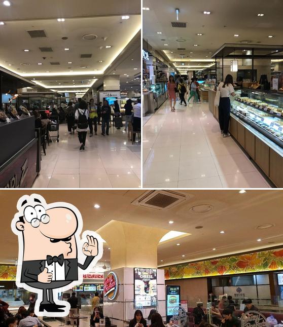 Shinsegae Department Store Food Hall, Seoul, 서초구 신반포로 176 - Restaurant ...