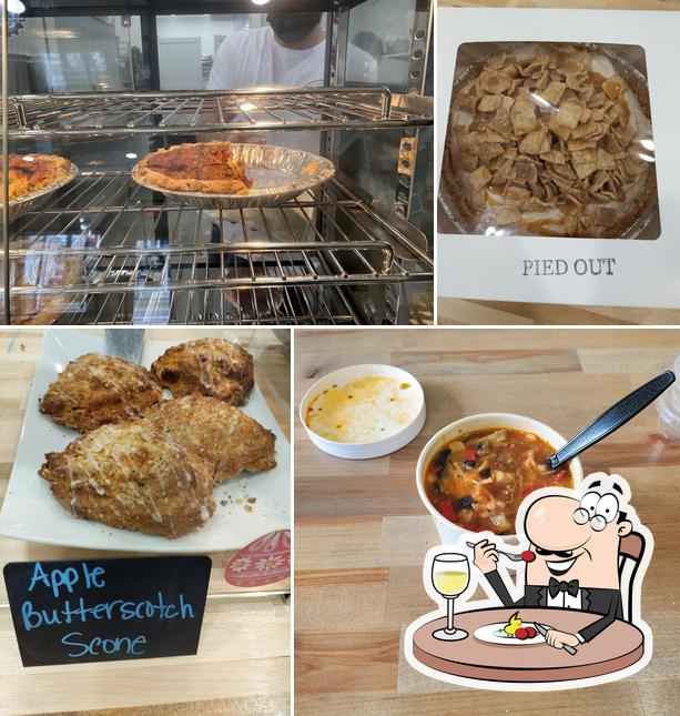 Pied Out, Delanco - Restaurant menu, prices and reviews