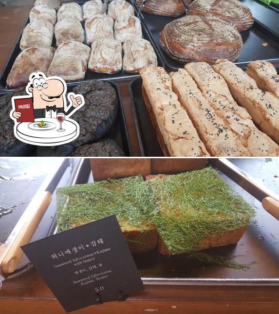Cafe Onion Anguk, Seoul, Anguk - Restaurant menu, prices and reviews