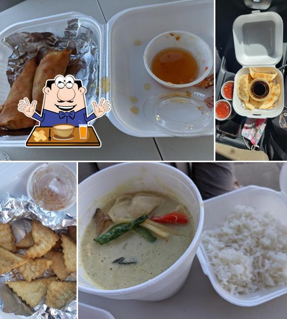 Pat Thai Food, 2834 E Main St in Farmington - Restaurant menu and reviews