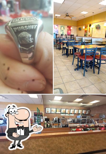Subway, 1212 E Holly Blvd in Brandon - Restaurant menu and reviews