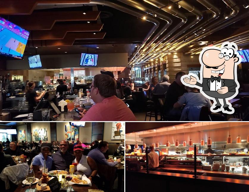 Yard House, 21001 N Tatum Blvd in Phoenix - Restaurant menu and reviews