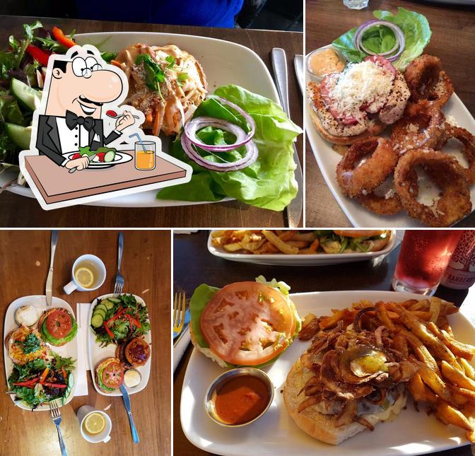 Bin 4 Burger Lounge in Langford - Restaurant menu and reviews