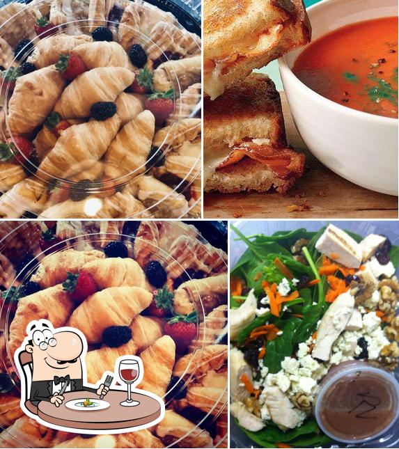 The Lunch Lounge, Phoenix - Restaurant menu, prices and reviews