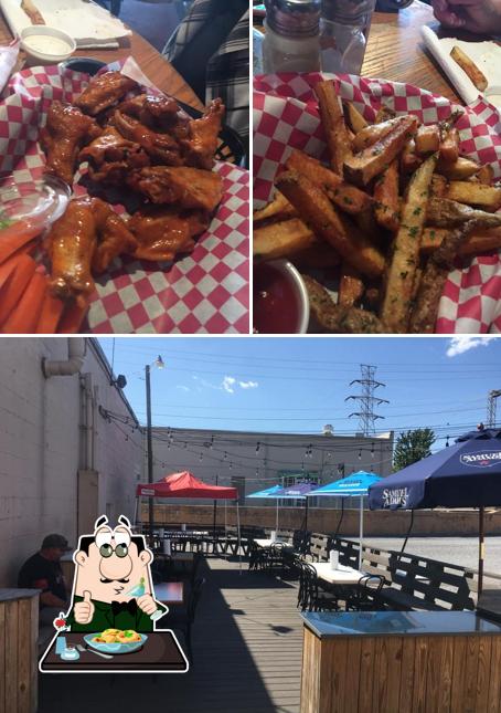 Shotz Sportz Pub & Grill in Spartanburg - Restaurant menu and reviews