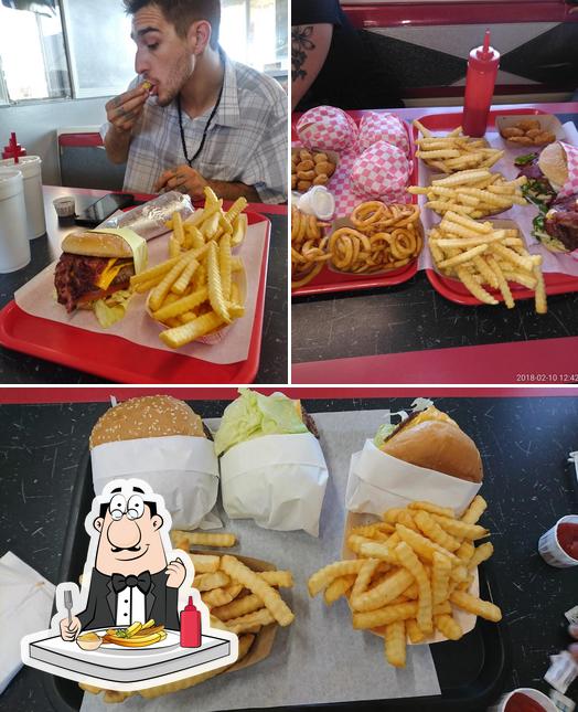 Five Star Burger Merced in Merced - Restaurant menu and reviews