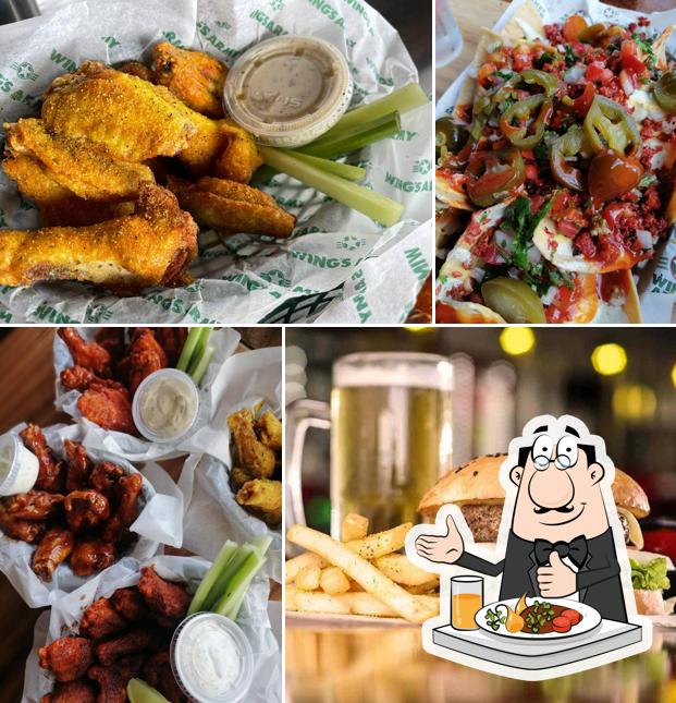 Wings Army Coatepec Plaza Orquídeas restaurant, Coatepec - Restaurant ...