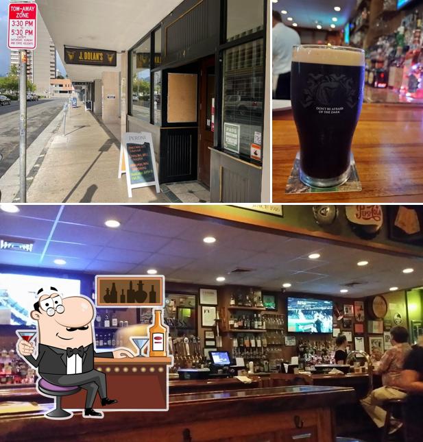 J. Dolans in Honolulu - Restaurant menu and reviews
