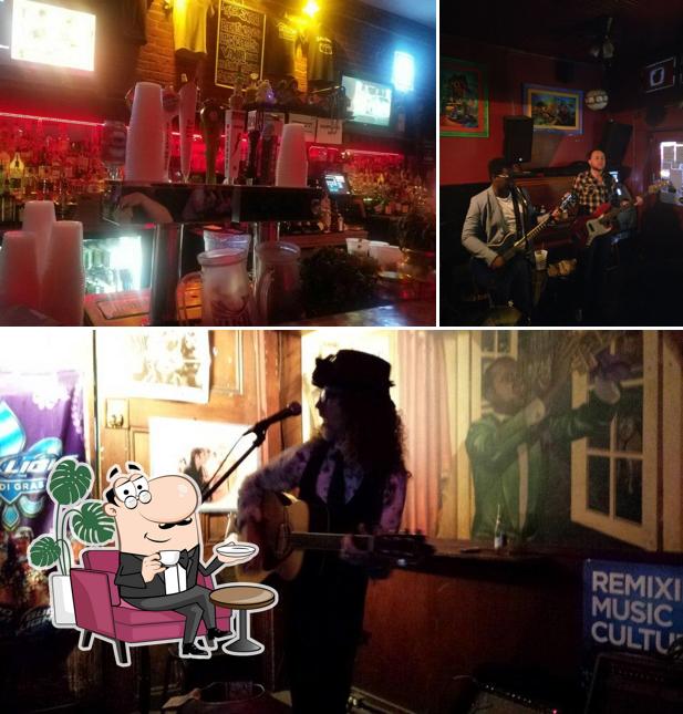 Apple Barrel Bar, New Orleans - Restaurant menu, prices and reviews