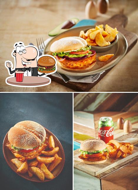 Nando's Metlife Mall restaurant, Port Elizabeth, Cnr Kabega Rd & Sasha ...