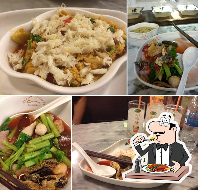 เย็นตาโฟเครื่องทรง โดย อ.มัลลิการ์ restaurant, Nonthaburi, CentralPlaza ...