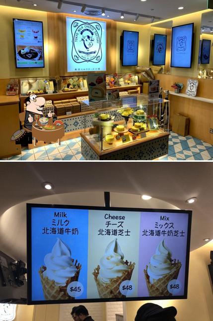 Cow Cow Café desserts, Hong Kong - Restaurant reviews