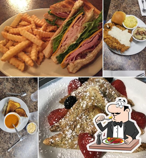 Nia's Towne Square Restaurant, Bay City - Restaurant menu, prices and ...