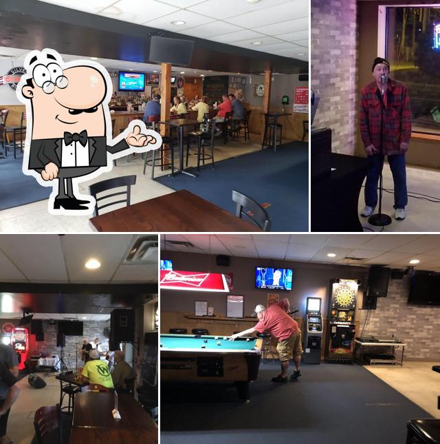 The Pub at Two Mile Corner in Middletown - Restaurant menu and reviews