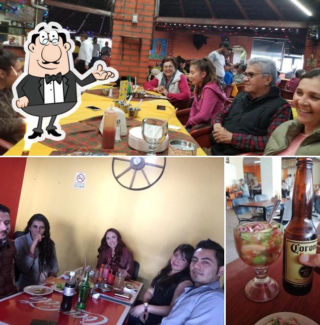 Mariscos Martín restaurant, La Venta del Astillero, C. Liceo ...