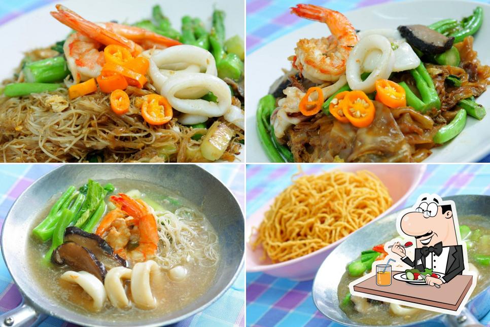 Rat Na Yot Phak Rama 8, Bangkok - Restaurant menu, prices and reviews