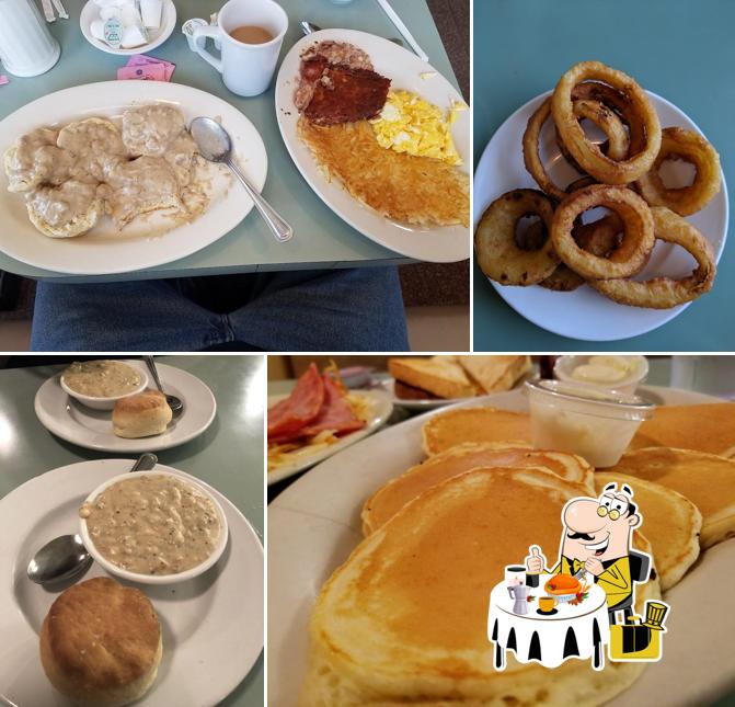 Country Boy Restaurant in Hazel Park - Restaurant menu and reviews