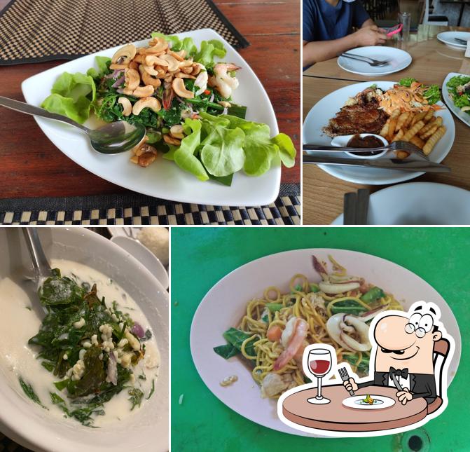 Top 1 restaurant with fried fish in Bang Sawan, october 2025 ...