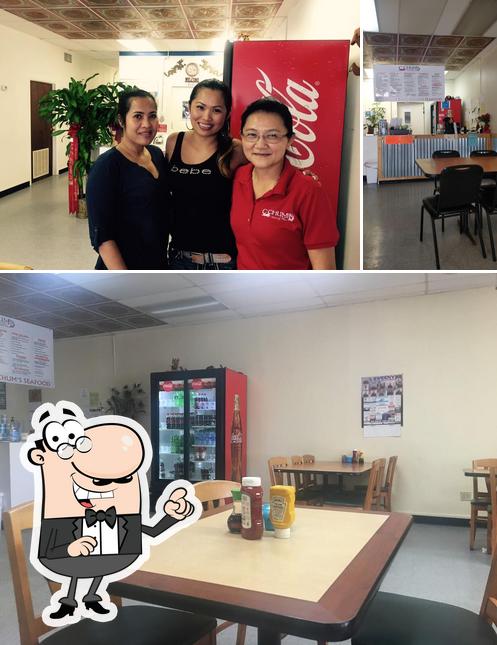 C Chum's Seafood, Sweeny - Restaurant menu, prices and reviews