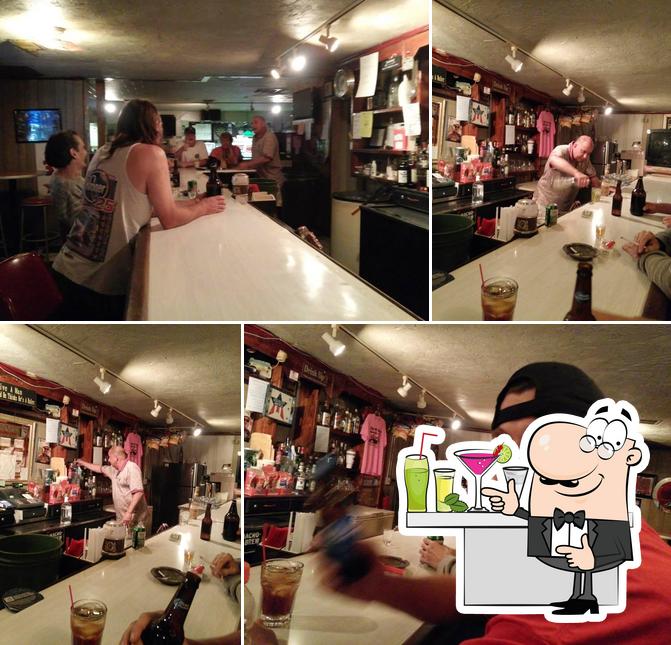 The Pit Stop Bar and Restaurant, Anderson - Restaurant menu, prices and ...