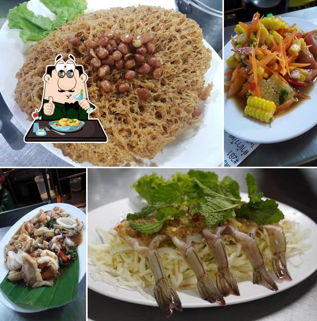 Jae Koy restaurant, Bangkok, ซอย ระหว่าง 12-14 362/2-3 Phetchaburi Rd ...
