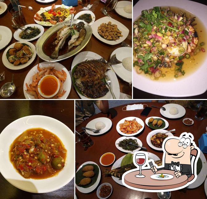 Cabe Ijo Seafood Resto, Central Jakarta - Restaurant menu, prices and ...